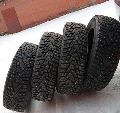 Hankook Winter I'Pike RS2 W429 185/65 R15 92T