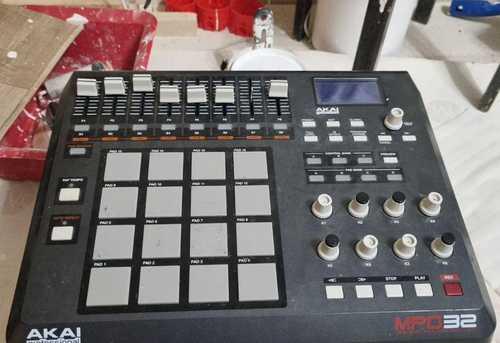 Akai mpd 32