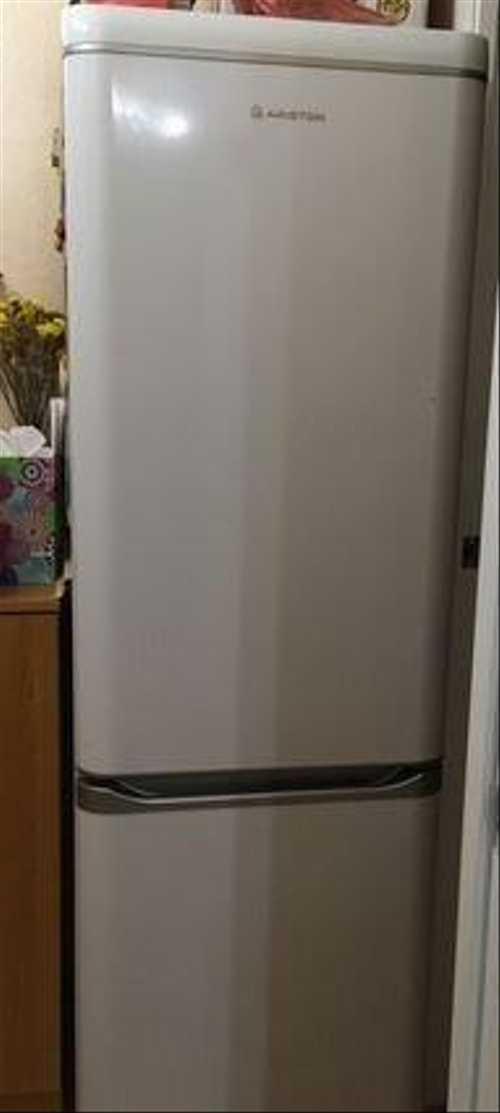 Холодильник-морозильник комбинированный Ariston