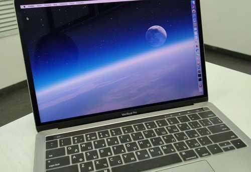 Apple MacBook Pro 2017 i7 16/256 кастом