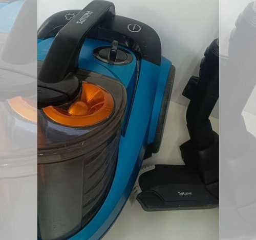 Пылесос с контейнером для пыли Philips FC9713