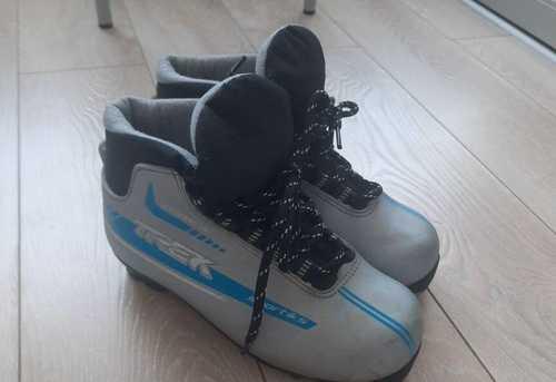 Лыжные ботинки классические