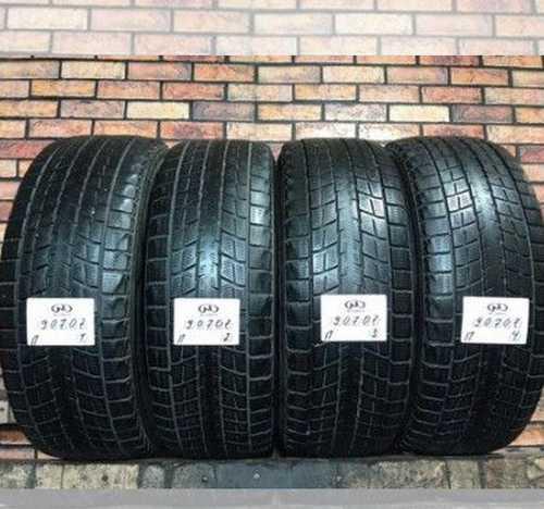 Dunlop Winter Maxx SJ8 225/60 R17