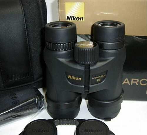 Бинокль Nikon Monarch 7 DCF WP