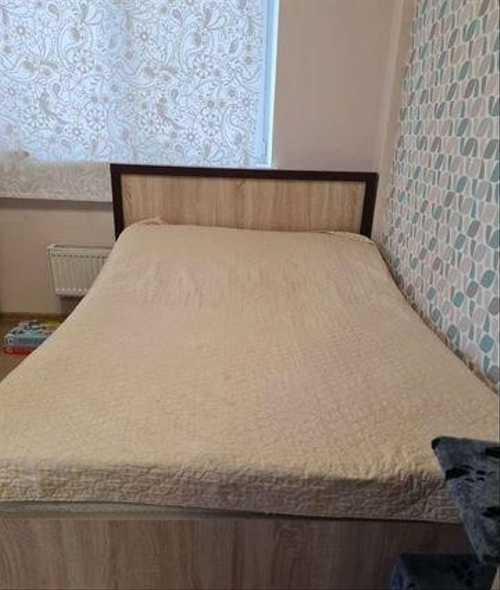 Кровать с матрацем 140200