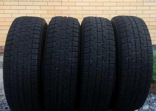 Toyo Observe Garit GIZ 205/65 R16 95Q