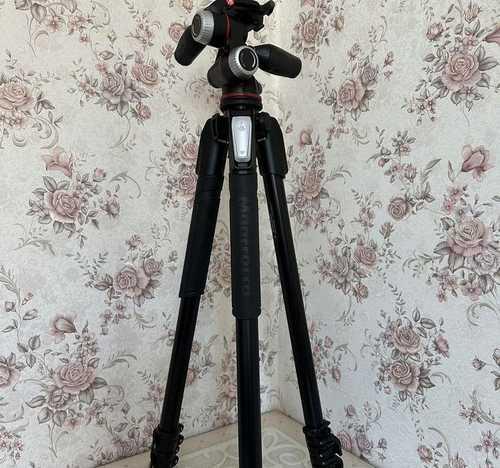 Штатив manfrotto 055