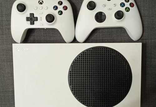 Xbox series S с Gamepass на год и вторым геймпадом