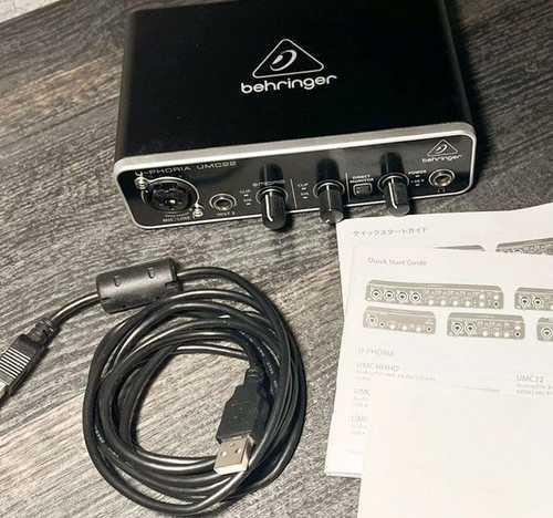 Звуковая карта behringer umc22