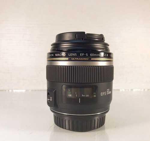 Объектив canon ef-s 60mm f/2.8 Macro USM новый-25