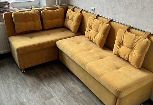 Угловой кухонный диван с подушками Каир