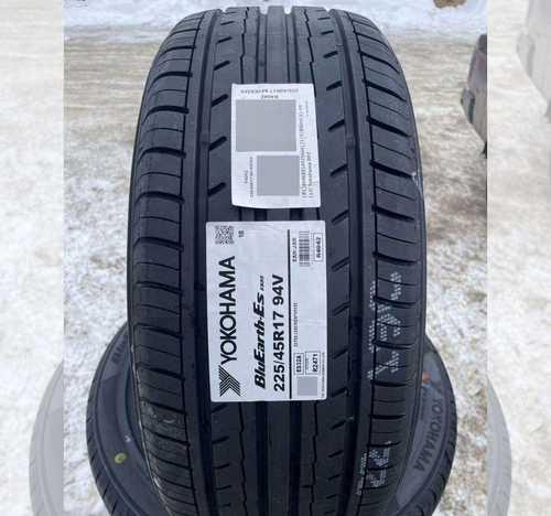 Yokohama BluEarth-ES ES32 225/45 R17 94V