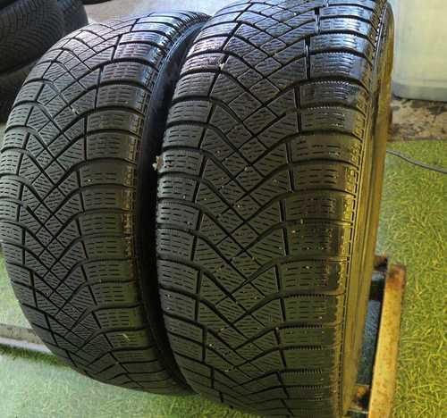 Pirelli Ice Zero FR 205/55 R16