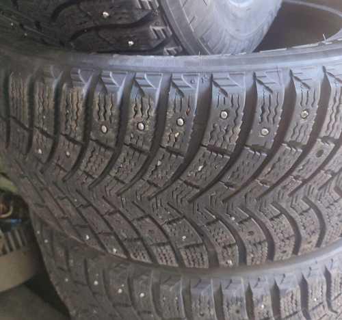 Michelin Agilis 255/55 R16