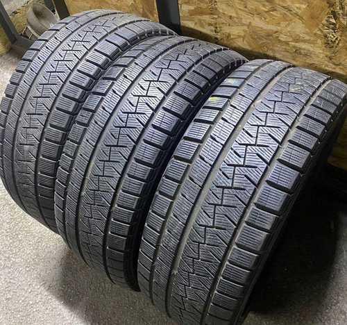 Pirelli Ice Asimmetrico 225/50 R17