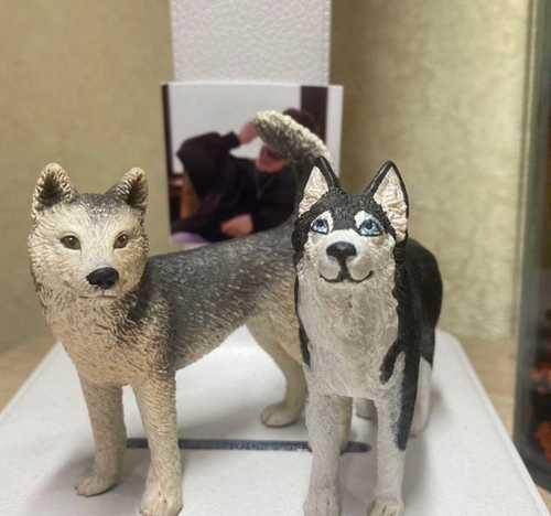 Фигурки собак schleich