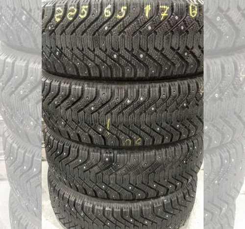 Goodyear UltraGrip 500 225/65 R17