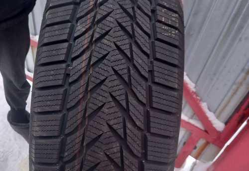 Centara Vanti Winter 215/60 R17 96H