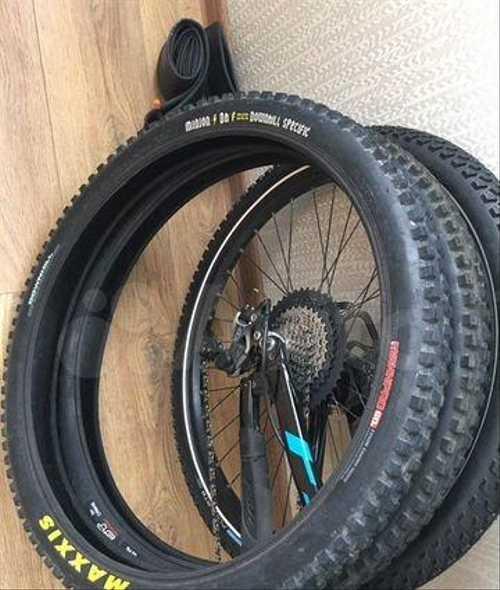 Покрышки Maxxis Minion DH 26x2.5 + камеры к ним