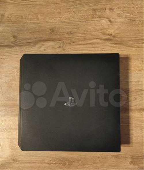 Sony playstation 4 PRO 1TB