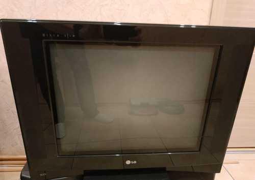 ЭЛТ-телевизор с плоским экраном LG 21FU1RG