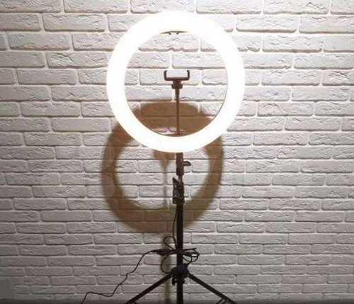 Кольцевая лампа для селфи 30 см. Кольцевая лампа р