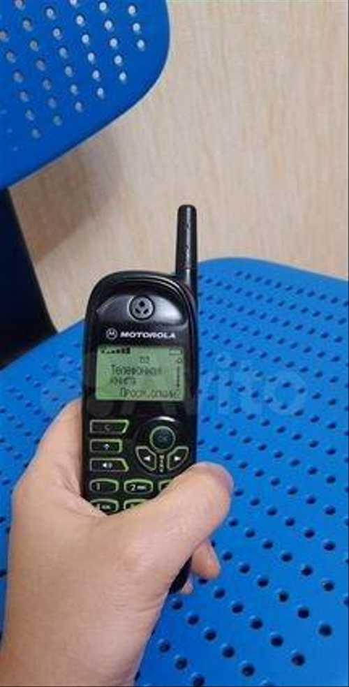 Ретро телефон Motorola M3688