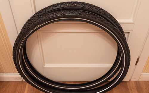 Продаю 2 покрышки Schwalbe Marathon Winter 28x2.0