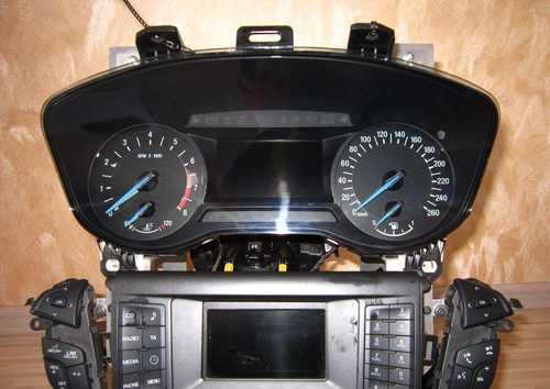 Панель приборов спидометр Ford Mondeo mk 5