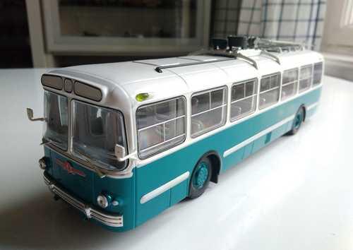 Троллейбус зиу-5, Classicbus, аквамарин