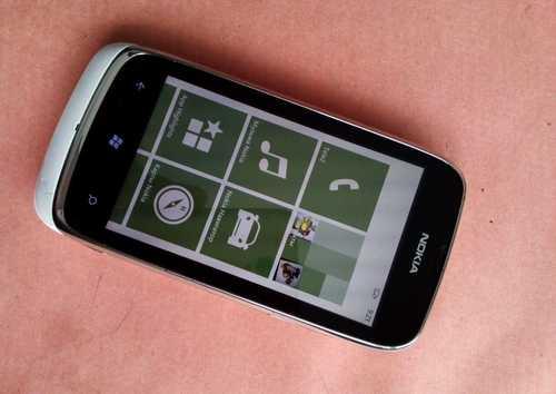 Nokia lumia 610