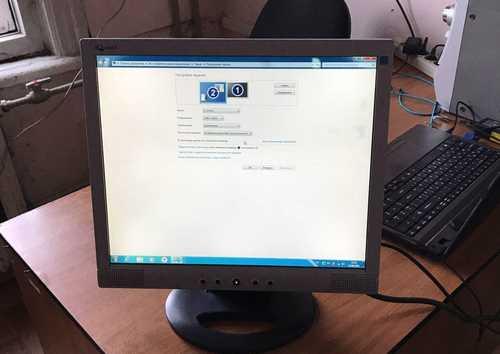 Монитор Aquarius 17”
