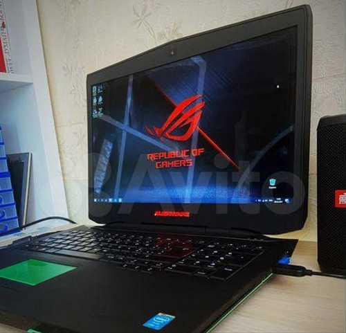 Игровой ноутбук dell alienware M17X