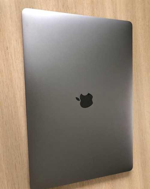 Apple MacBook Pro 15” i7 space grey