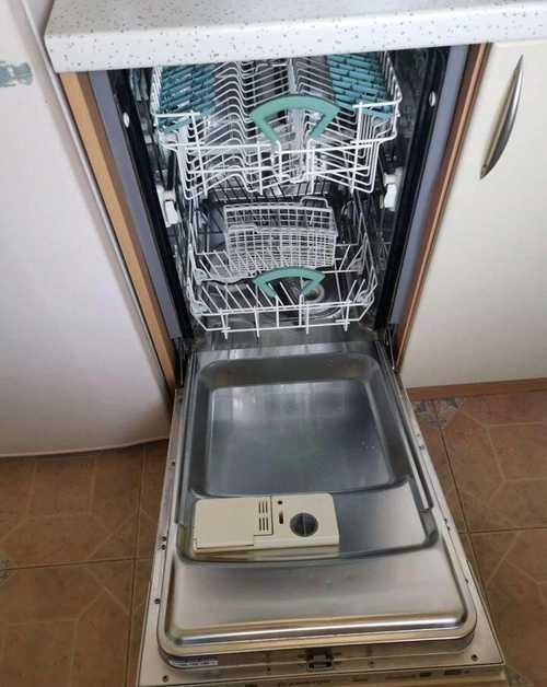 Посудомоечная машина Ariston Li48A (Италия)