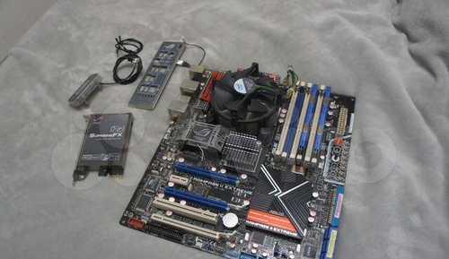 Asus Rampage II Extreme/ Core i7-920/ 4Gb lga1366