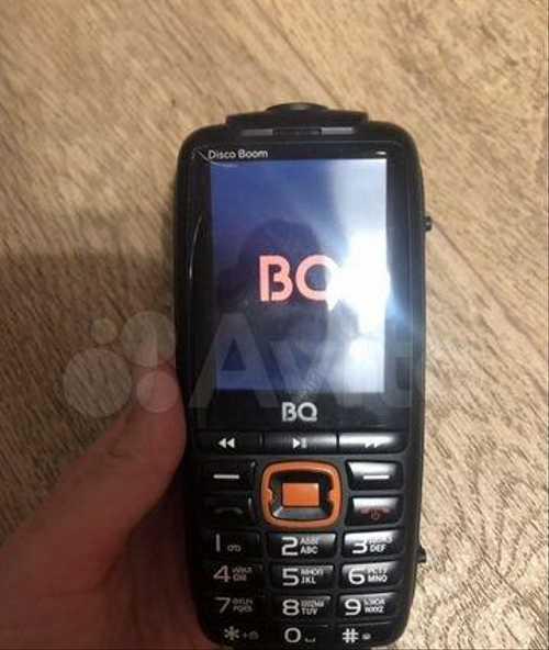 Телефон BQ 2825 Disco Boom