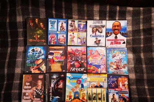 DVD с фильмами и мультфильмами
