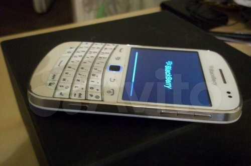 BlackBerry 9900 bold