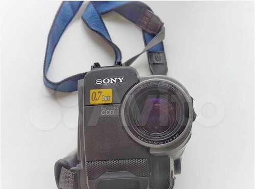 Видеокамера Sony Handycam CCD-TR620Е