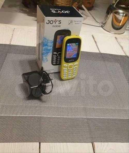 Мобильный телефон JoyS S7
