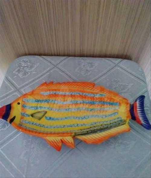 Керамическое блюдо в виде рыбки, подарочный набор