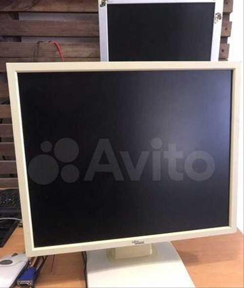 19" монитор Fujitsu (VGA-DVI-Sound)