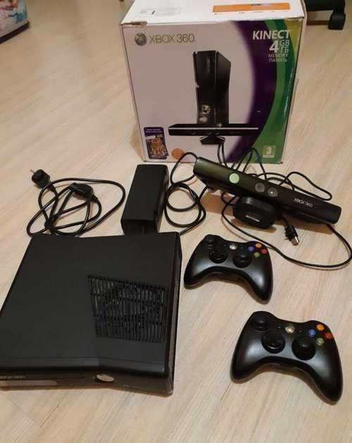 Xbox 360 + Kinect + 2 геймпада