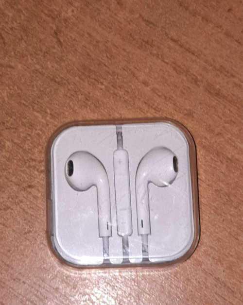 Наушники Apple EarPods