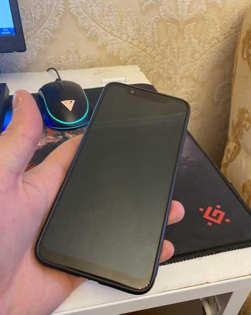 Xiaomi mi8 6/64 blue