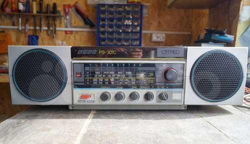 Проигрыватель пластинок "рэ-Вега-301С"