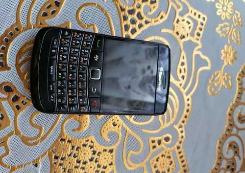 Телефон BlackBerry 9780