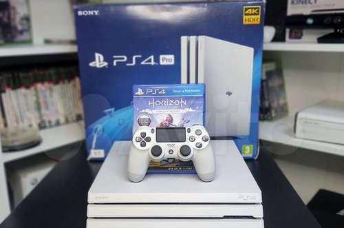 Sony PlayStation 4 Pro 1TB Glacier White
