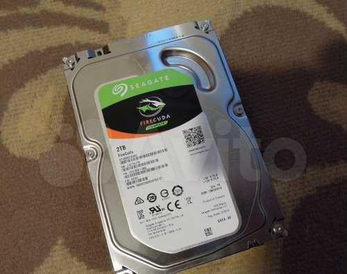 Seagate FireCuda S.SHD \ 2TB \ 3.5" \ 64MB Cache